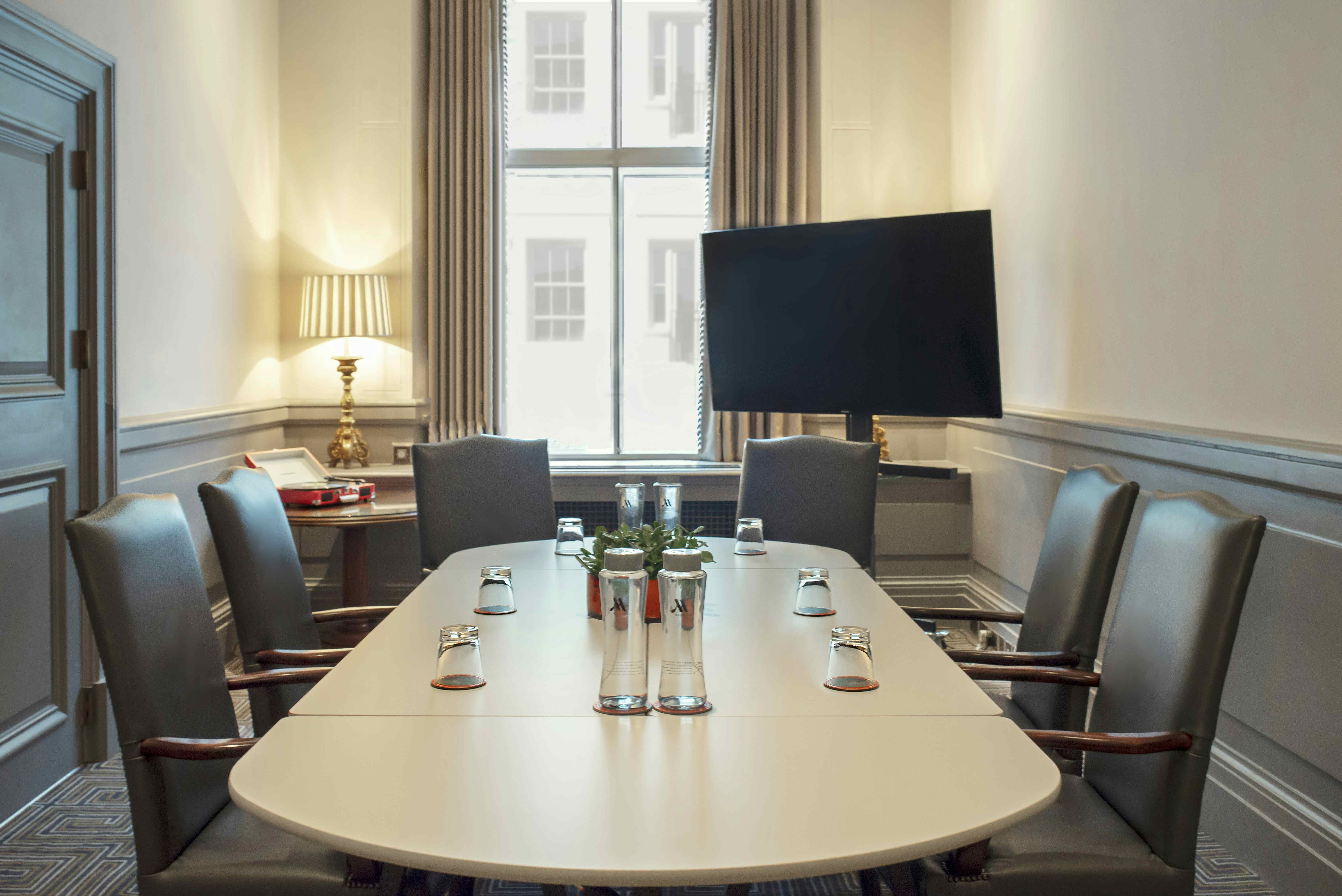 Book Lady Nathan at London Marriott Hotel County Hall. A London Venue ...