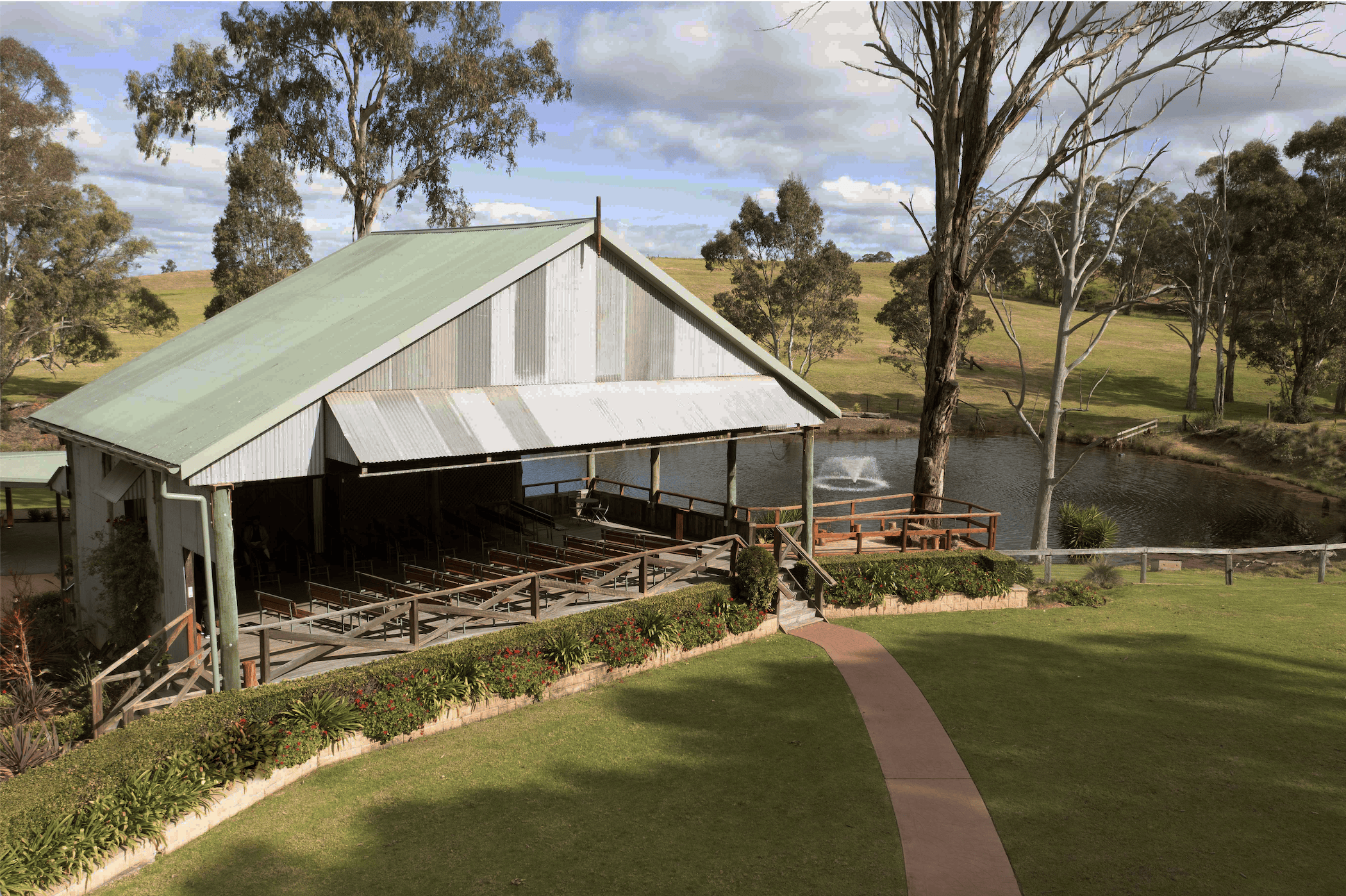 Book Amphitheatre at Ottimo House Denham Court. A Denham Court Venue ...