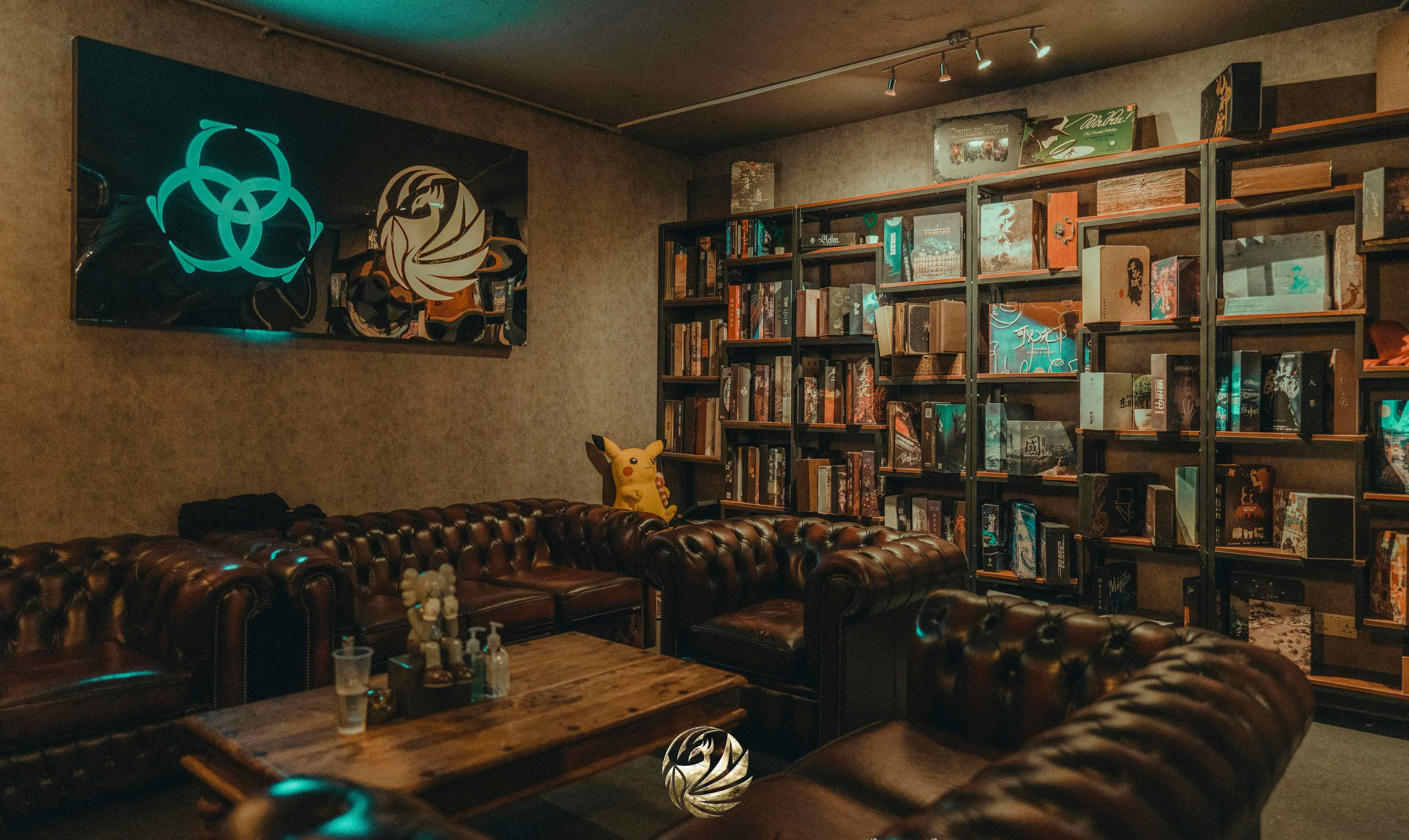 Book Escape room and free roam VR at Omescape London Aldgate - Escape ...