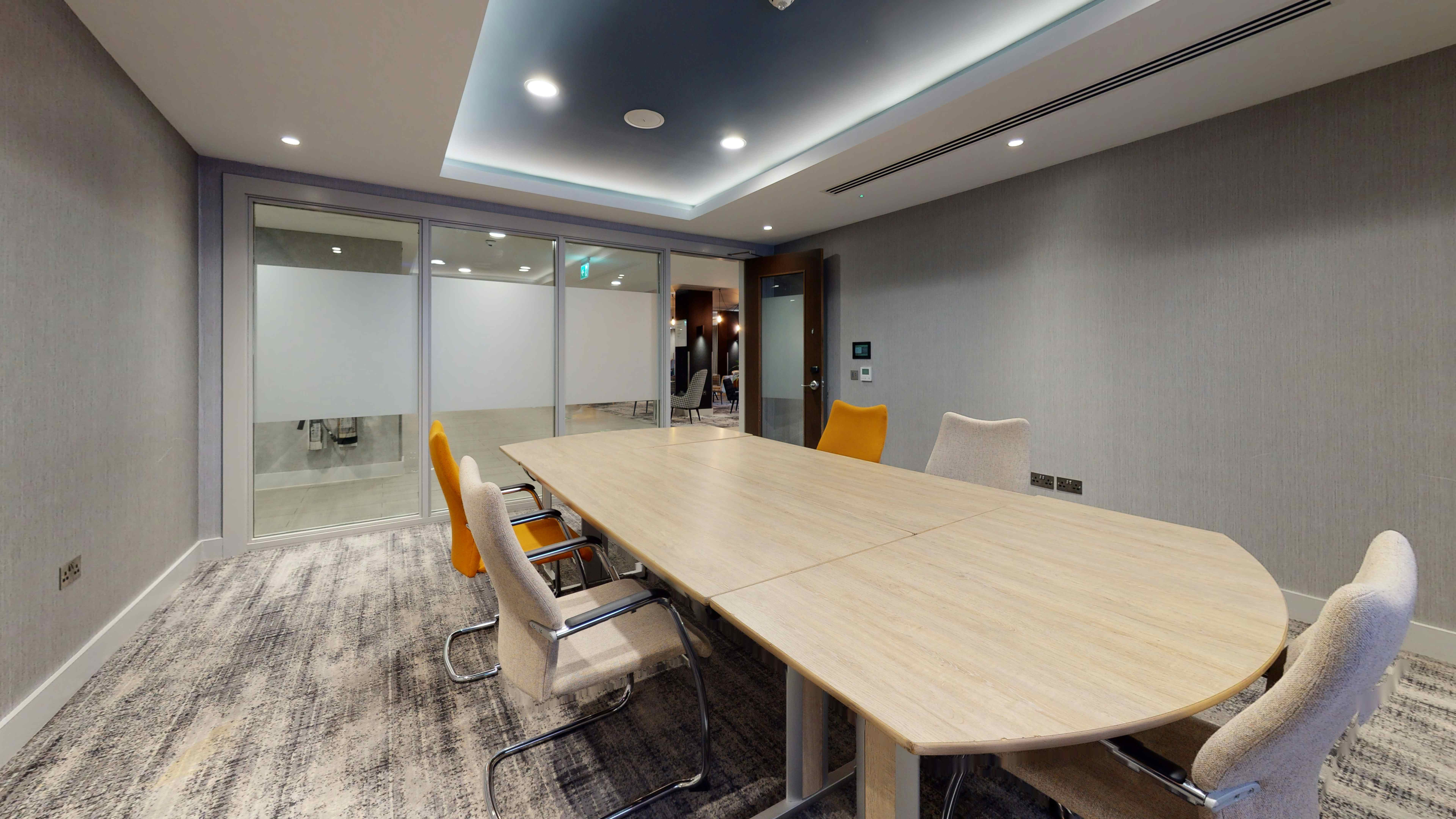 Book The Ryder Room at Holiday Inn Manchester - City Centre, an IHG ...