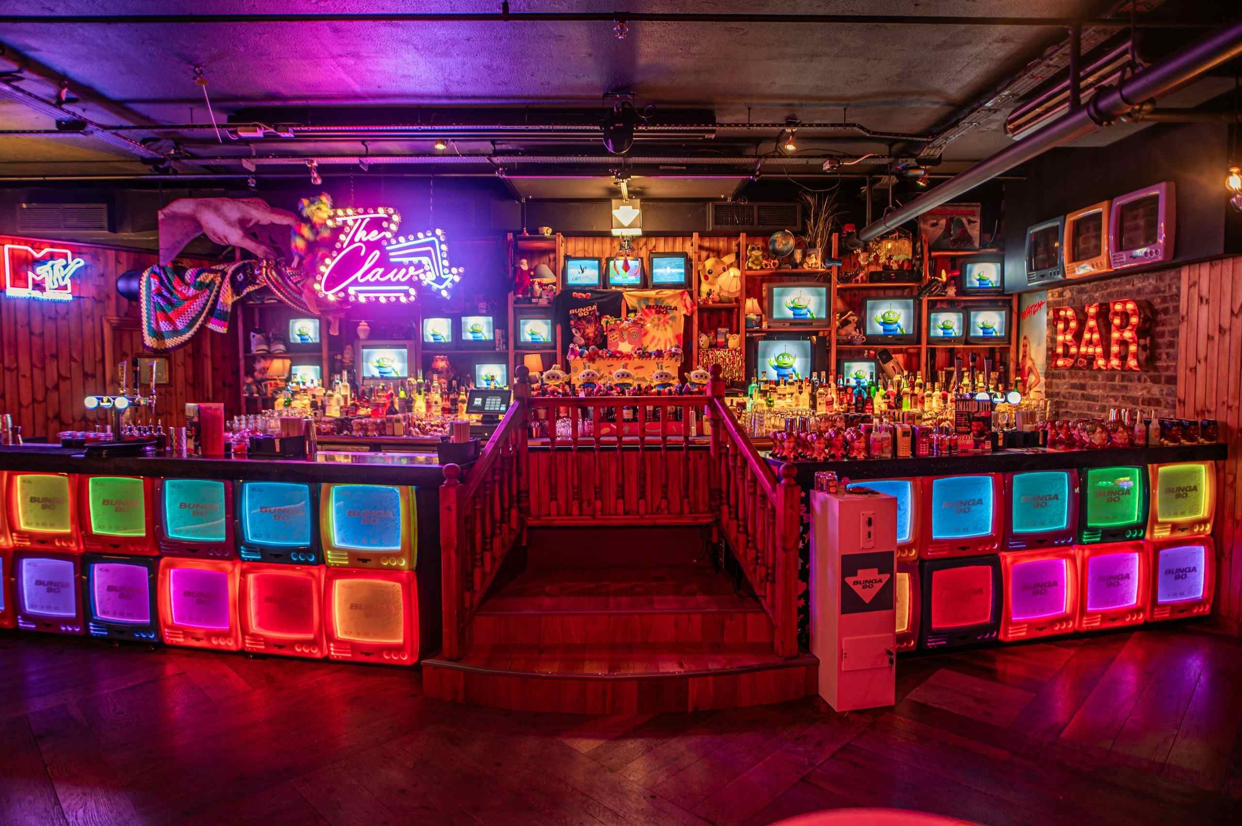 Hire Full Venue Hire, Bunga 90, London • HeadBox