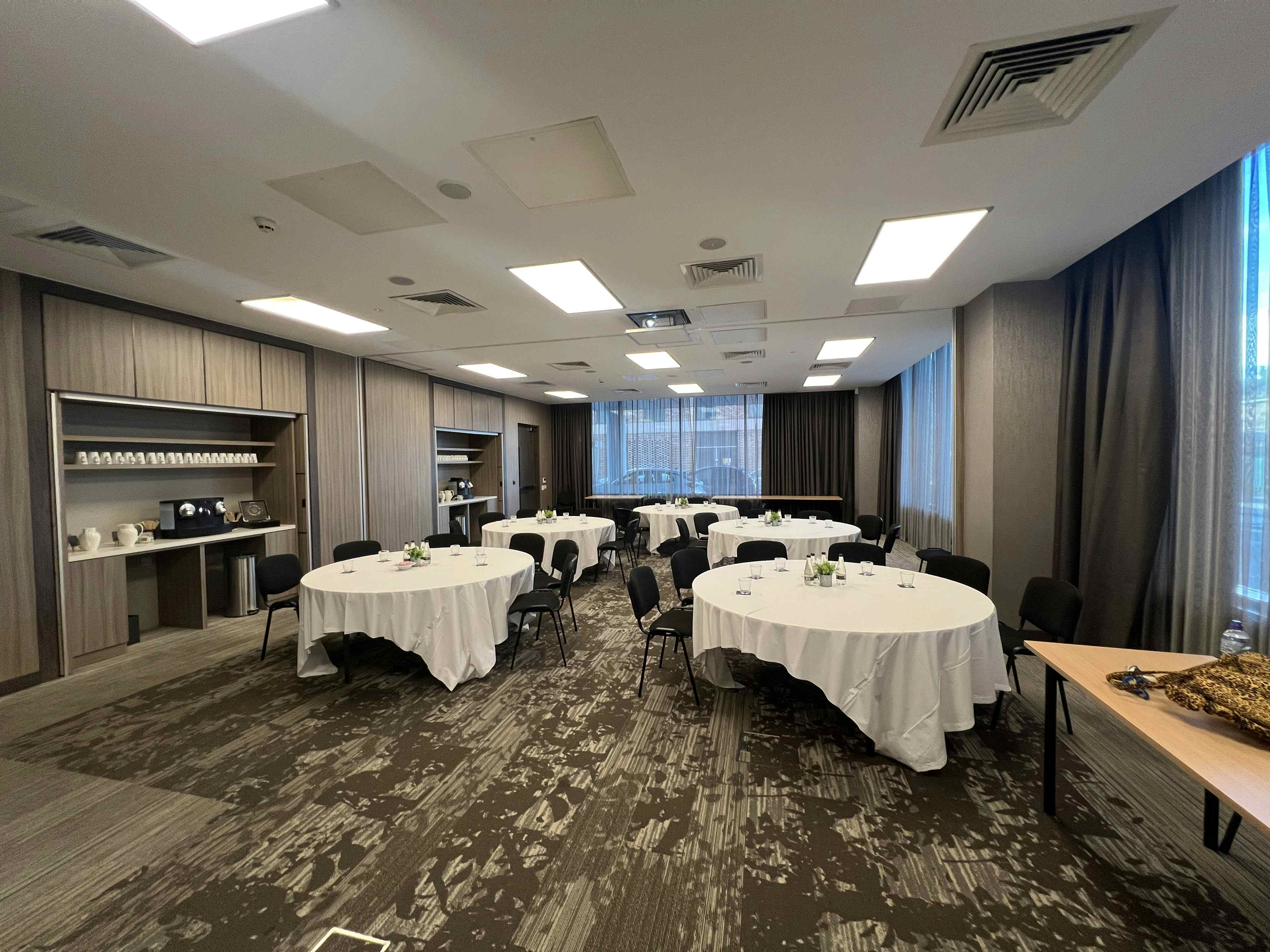 Hire AC Marriott Manchester city centre, AC Hotel Manchester City ...