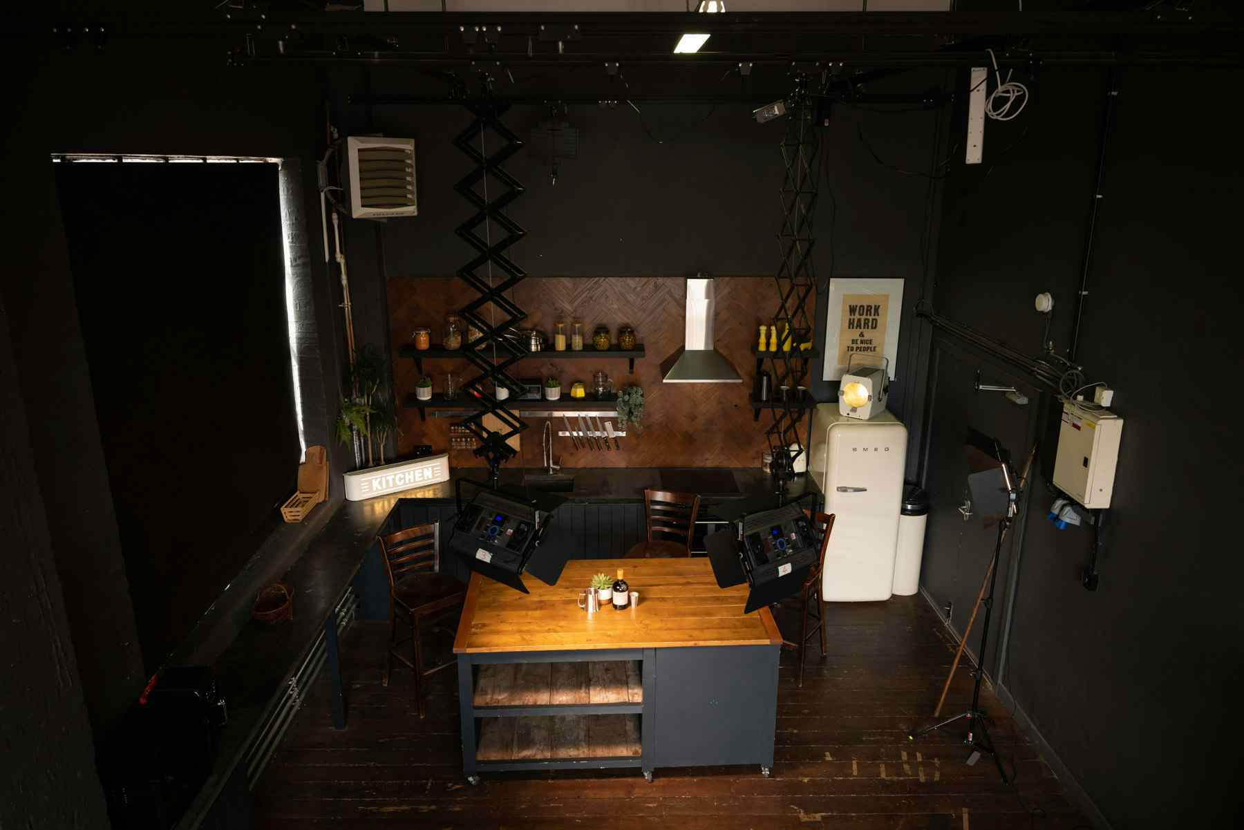 Crixus Studios - A Woolwich Studio for Hire – HeadBox