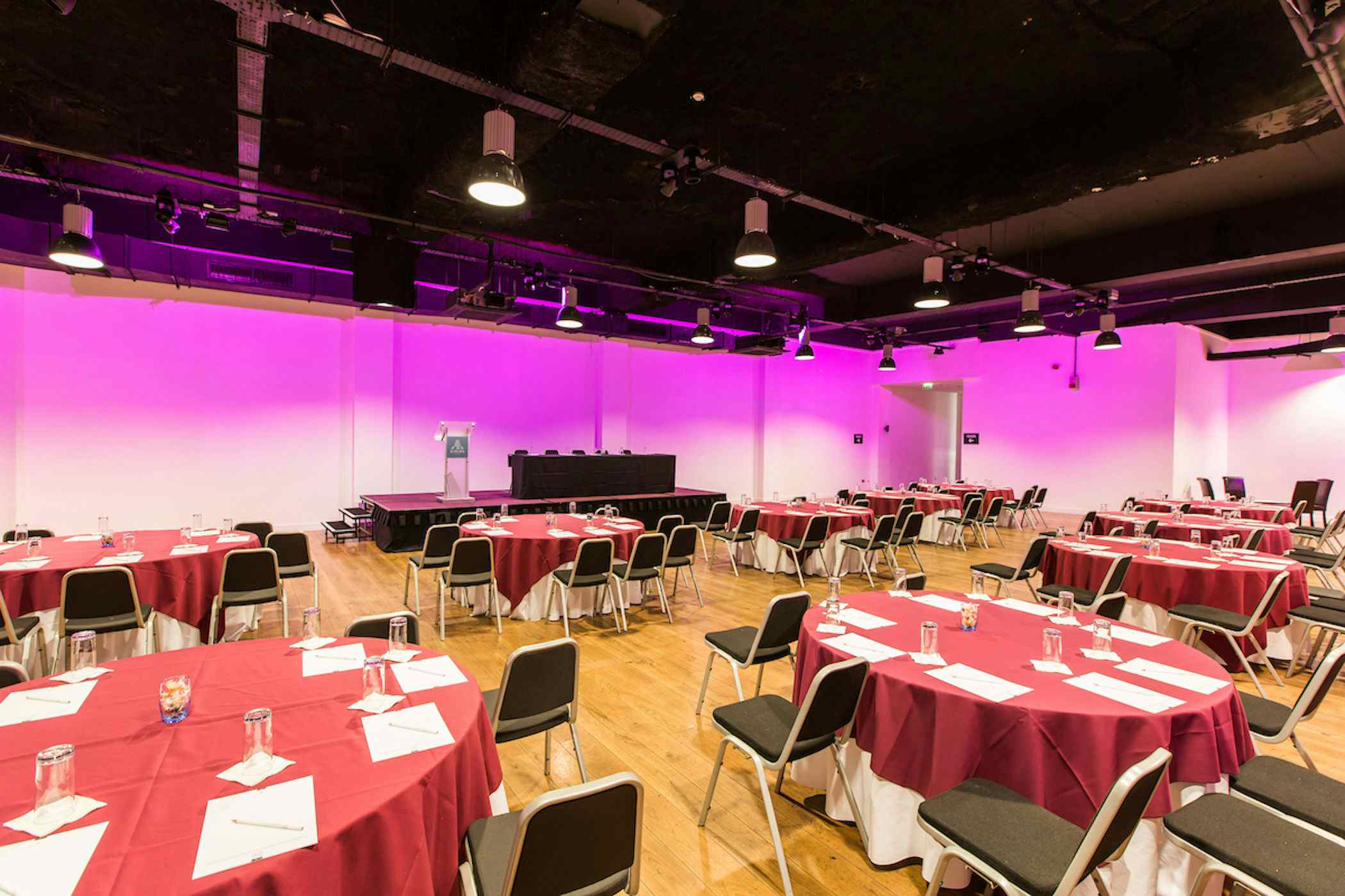 Book Exhibition Centre at Europa Hotel. A Belfast Venue for Hire – HeadBox