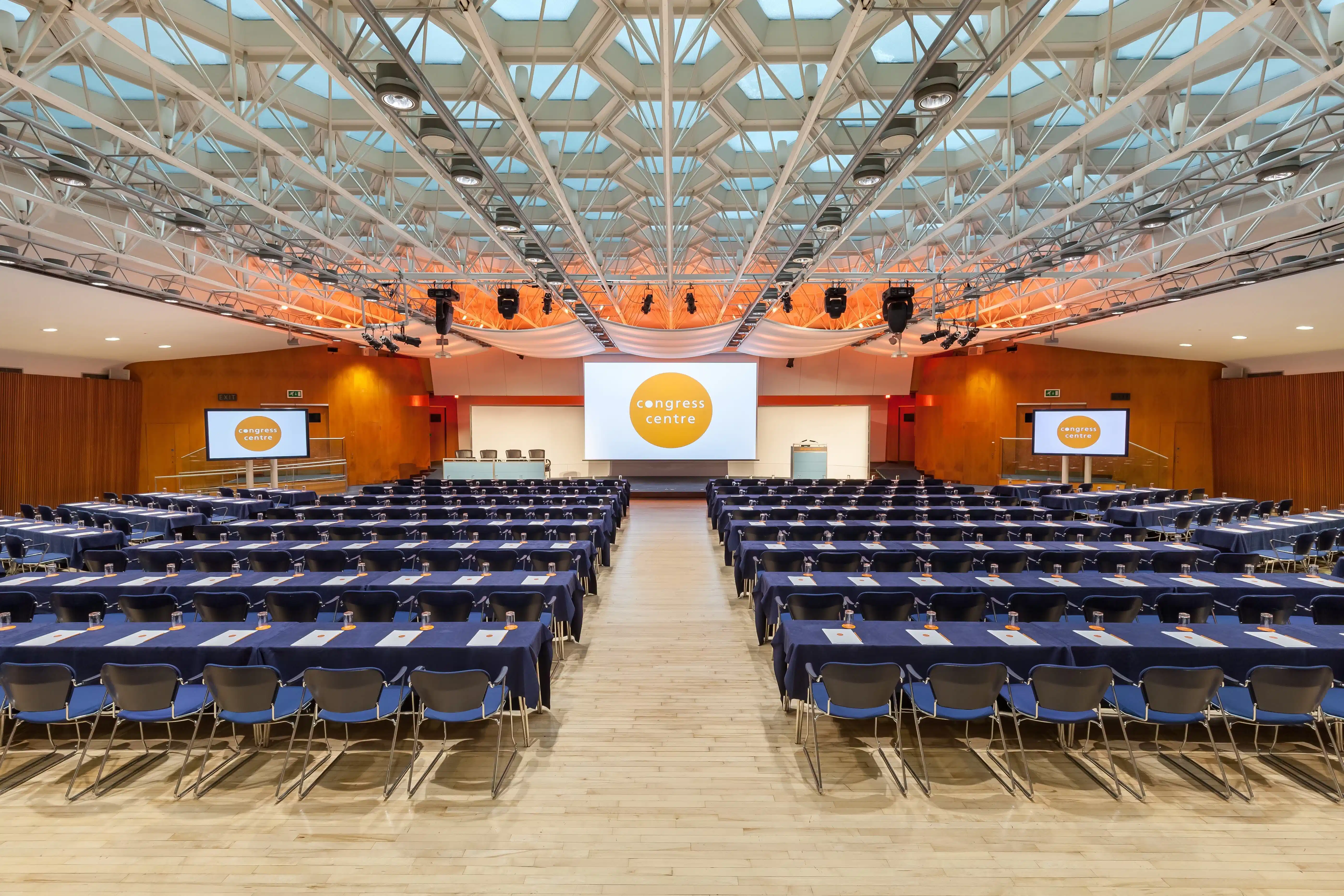 Book Congress Hall at Congress Centre. A London Venue for Hire – HeadBox