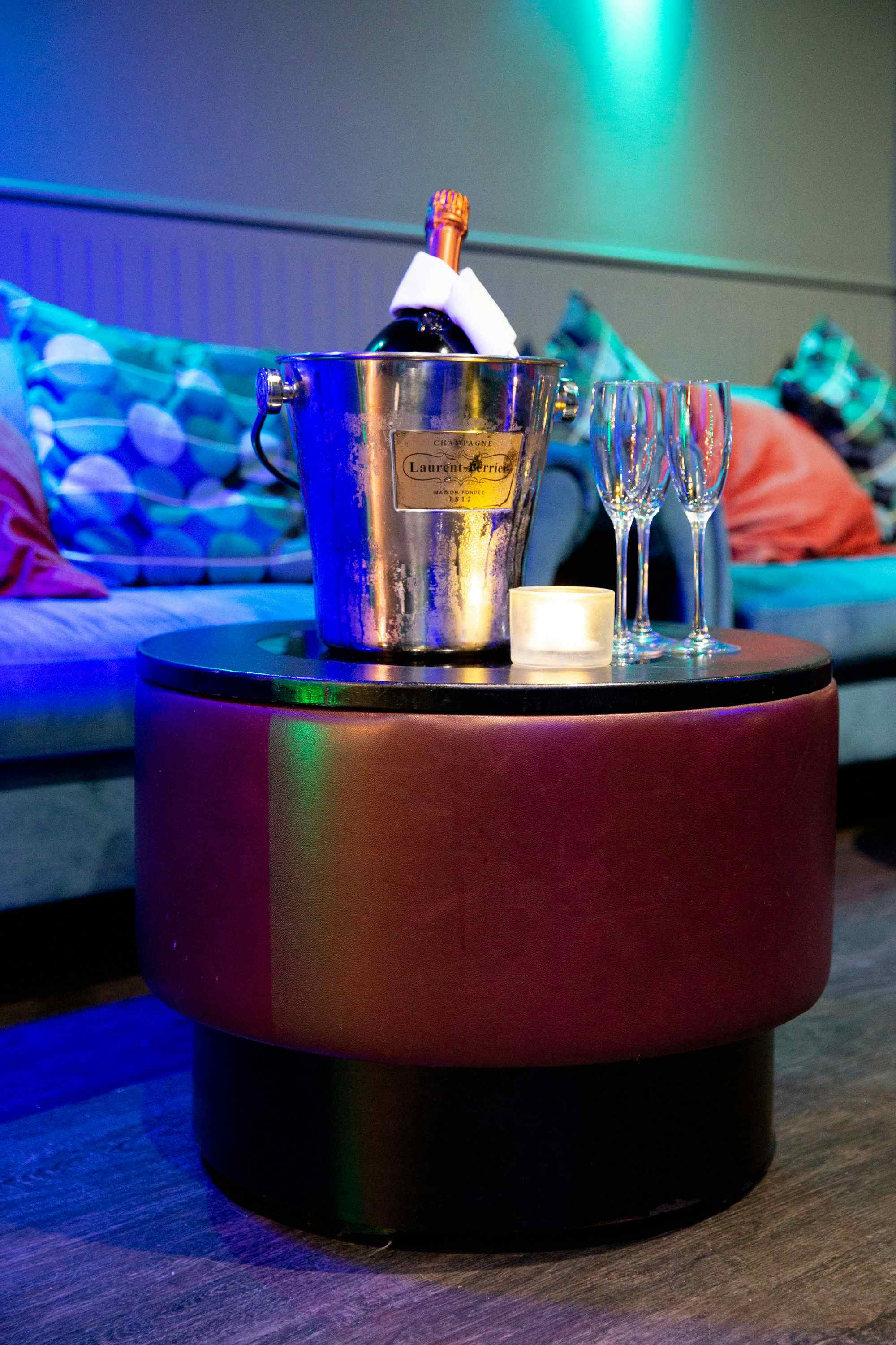 Book Private VIP Area at @ Bar. A Clapham Venue for Hire – HeadBox