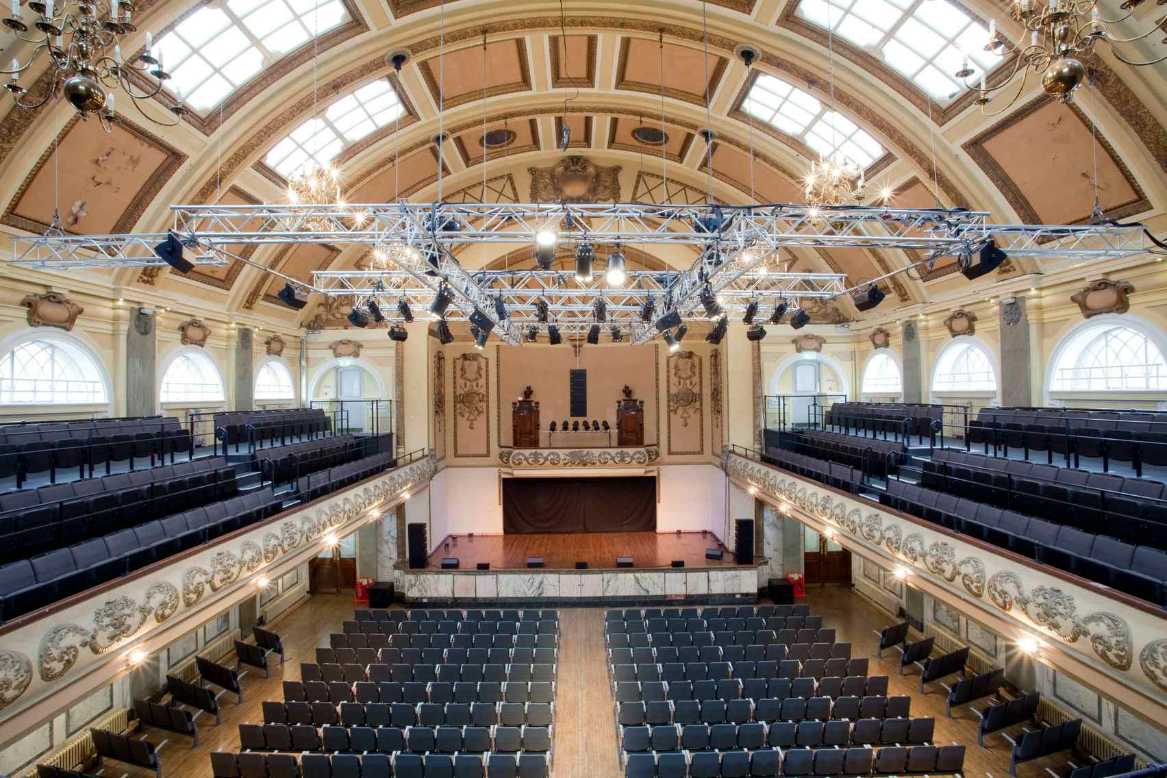 Shoreditch Town Hall - A Large East London Venue for Hire – HeadBox