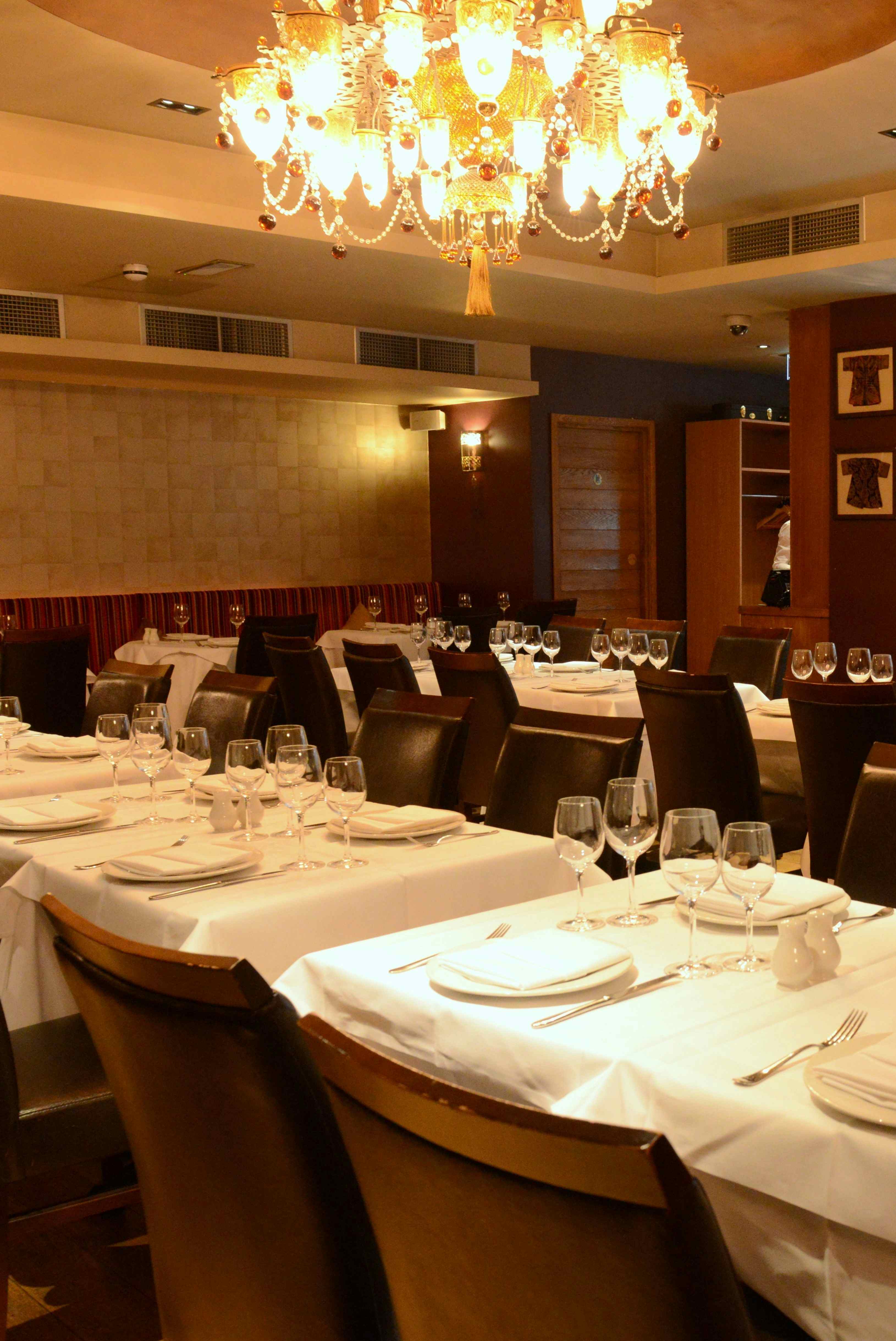 Book Lunch, Full Restaurant at Fora Restaurant . A London Venue for ...