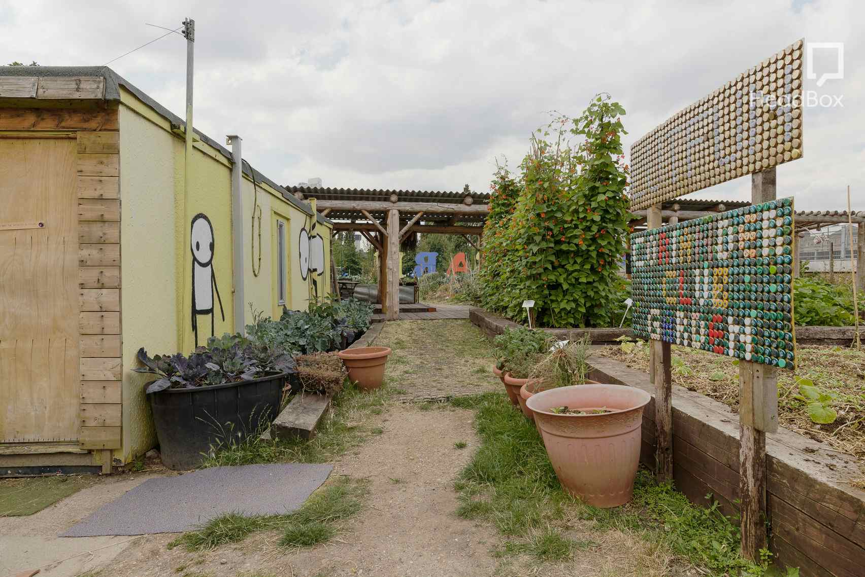 Book The Tent at Spitalfields City Farm . A London Venue for Hire – HeadBox