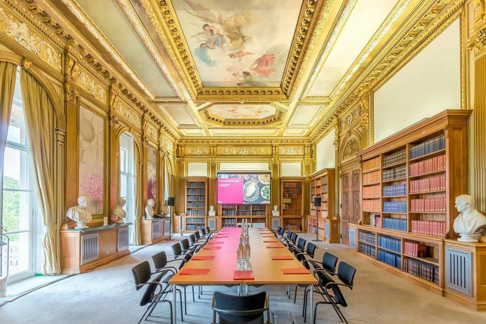 Book Wolfson Library Suite, The Royal Society (London) – HeadBox