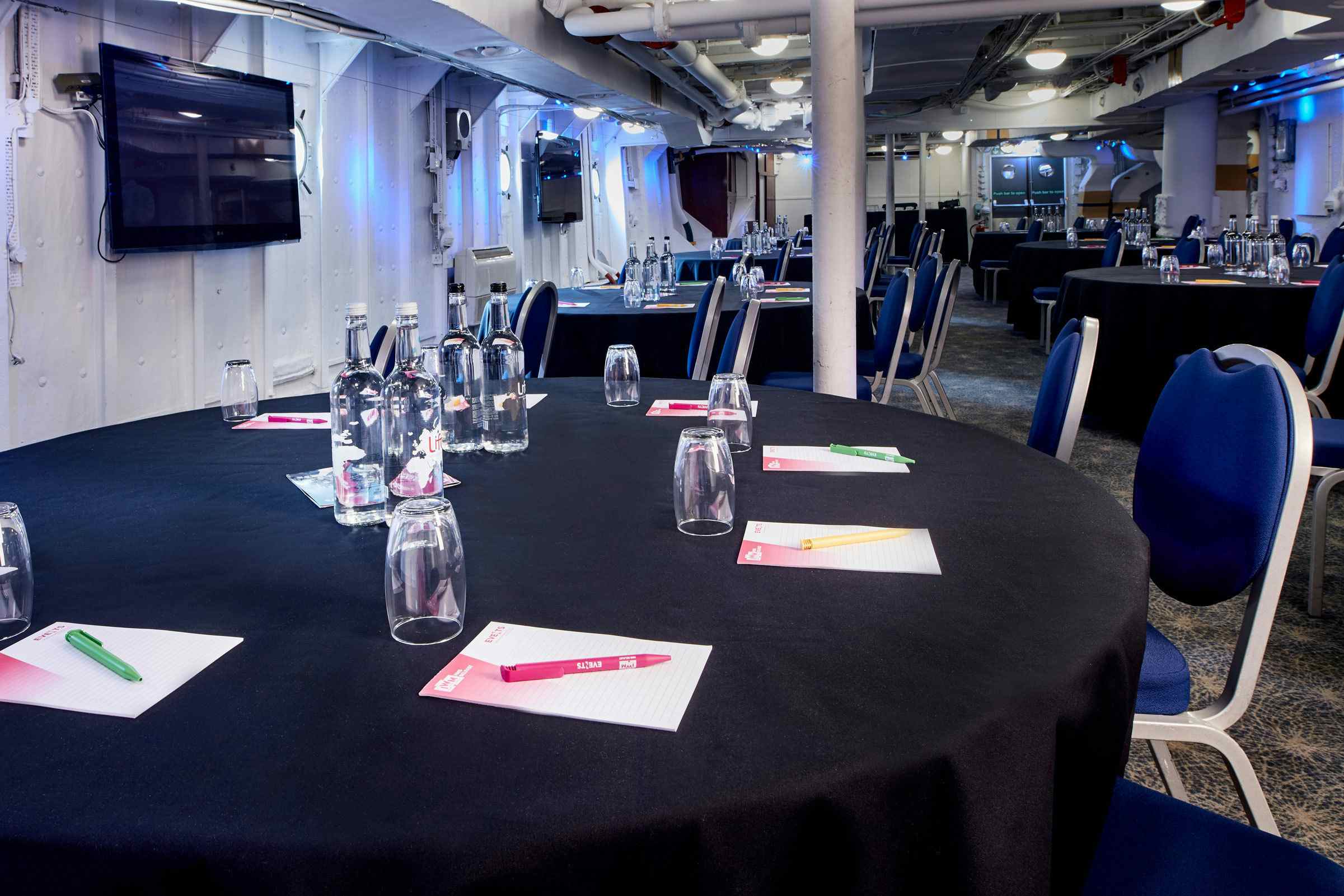 Hire The Ship's Company Dining Hall , HMS Belfast, London • HeadBox