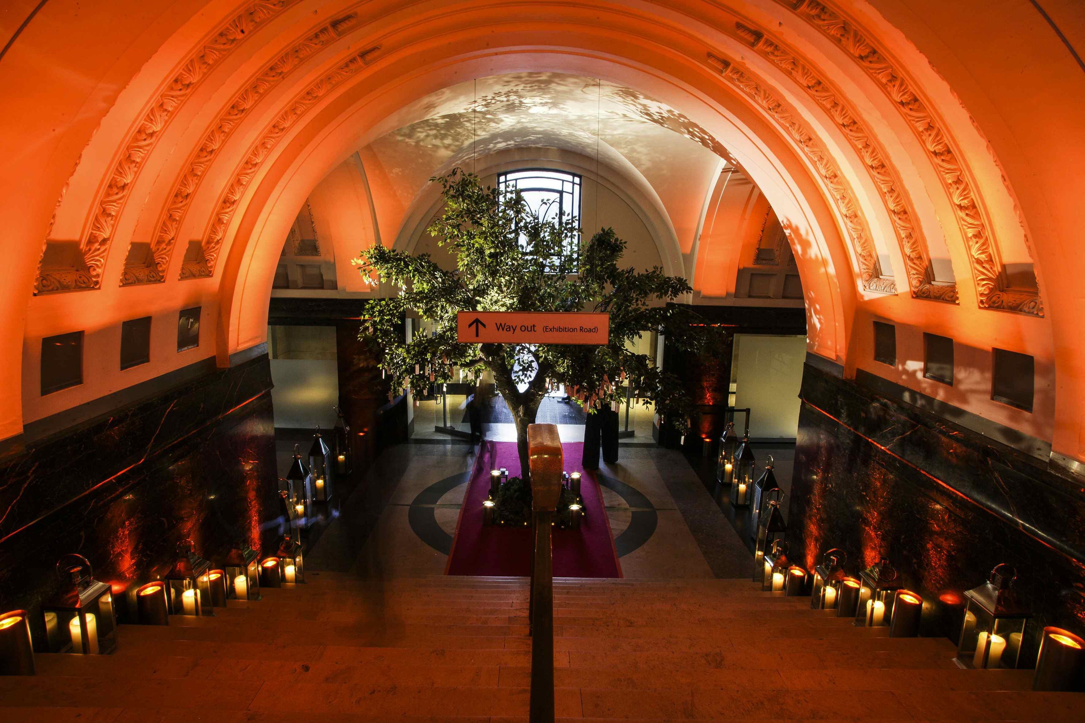 Hire Earth Hall, Natural History Museum, London • HeadBox