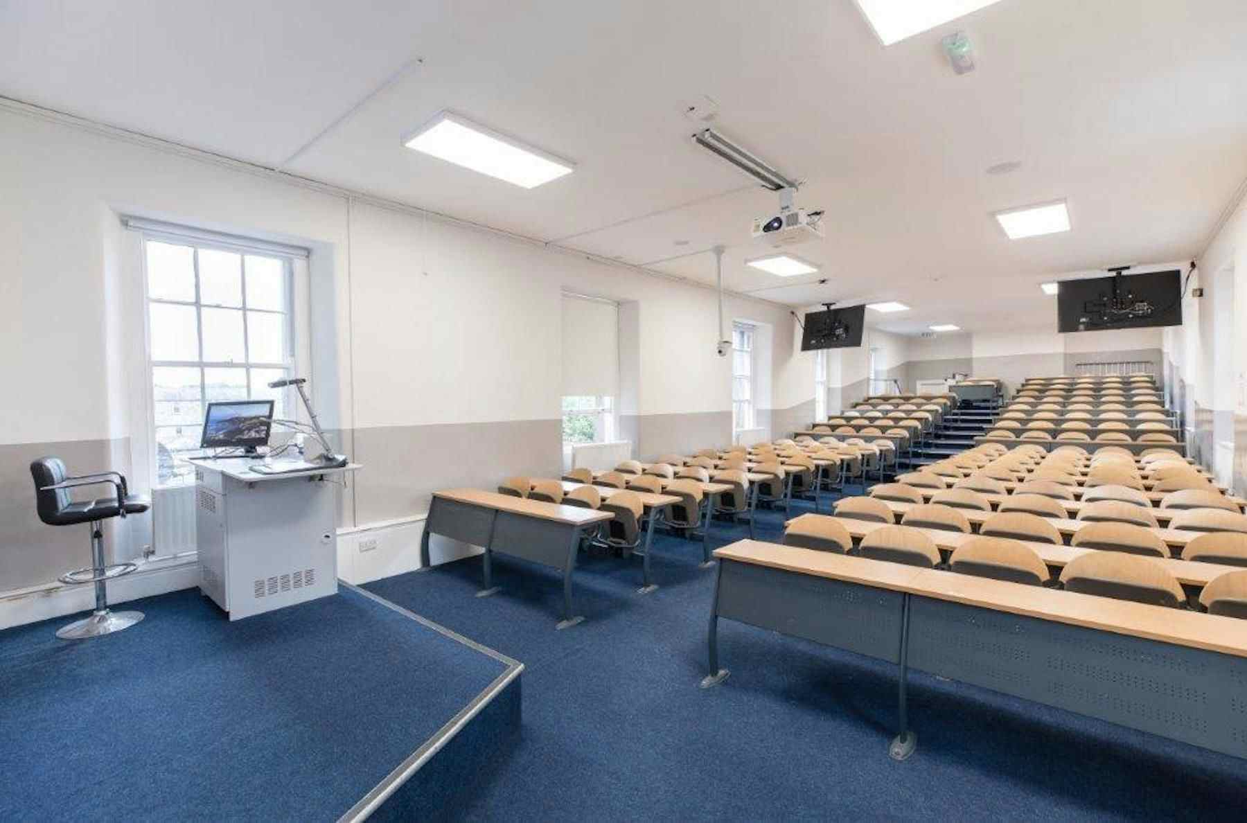 Book Classroom 1 at Griffith College. A Dublin Venue for Hire – HeadBox