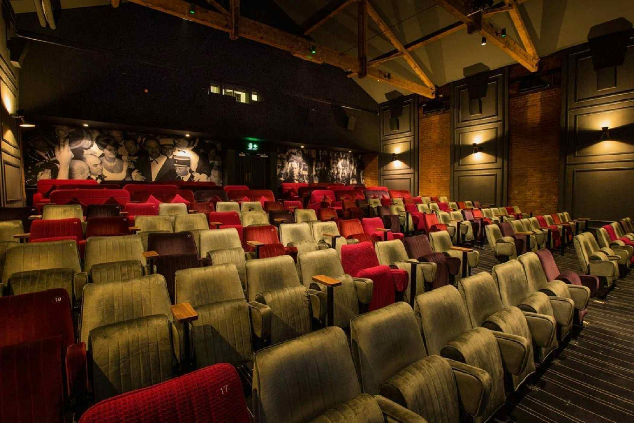 Hire Screen Hire, Everyman Winchester • HeadBox