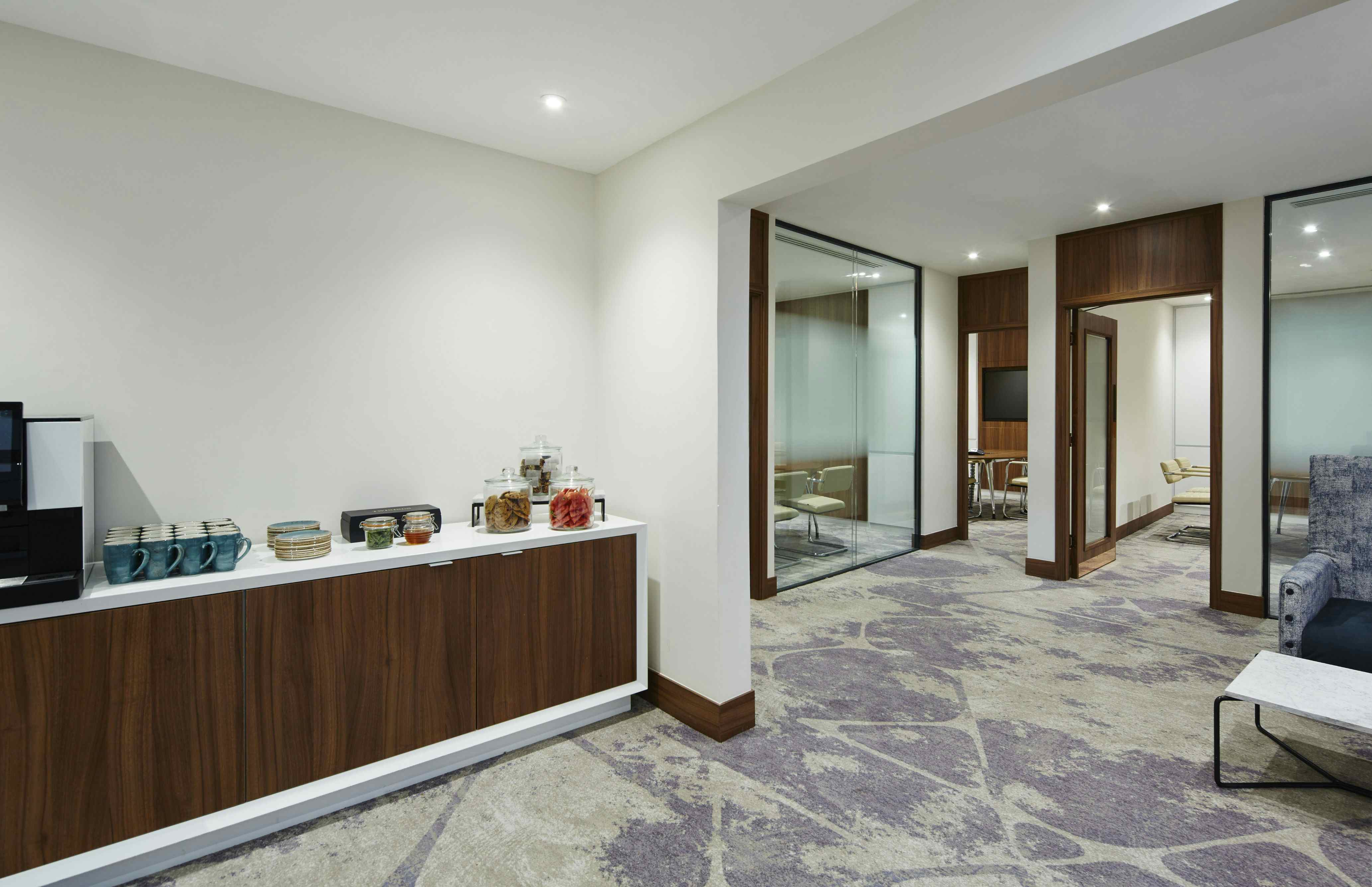 Book TOUCHDOWN Meeting Room 1 at London Heathrow Marriott. A Middlesex ...